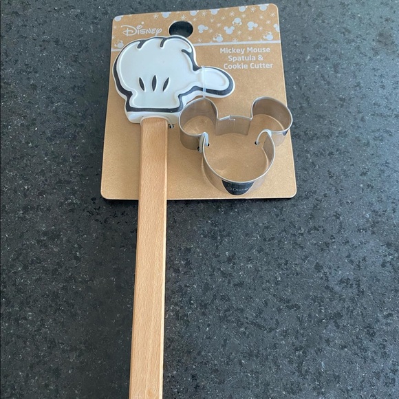Disney | Kitchen | New Mickey Mouse Spatula Cookie Cutter Set | Poshmark